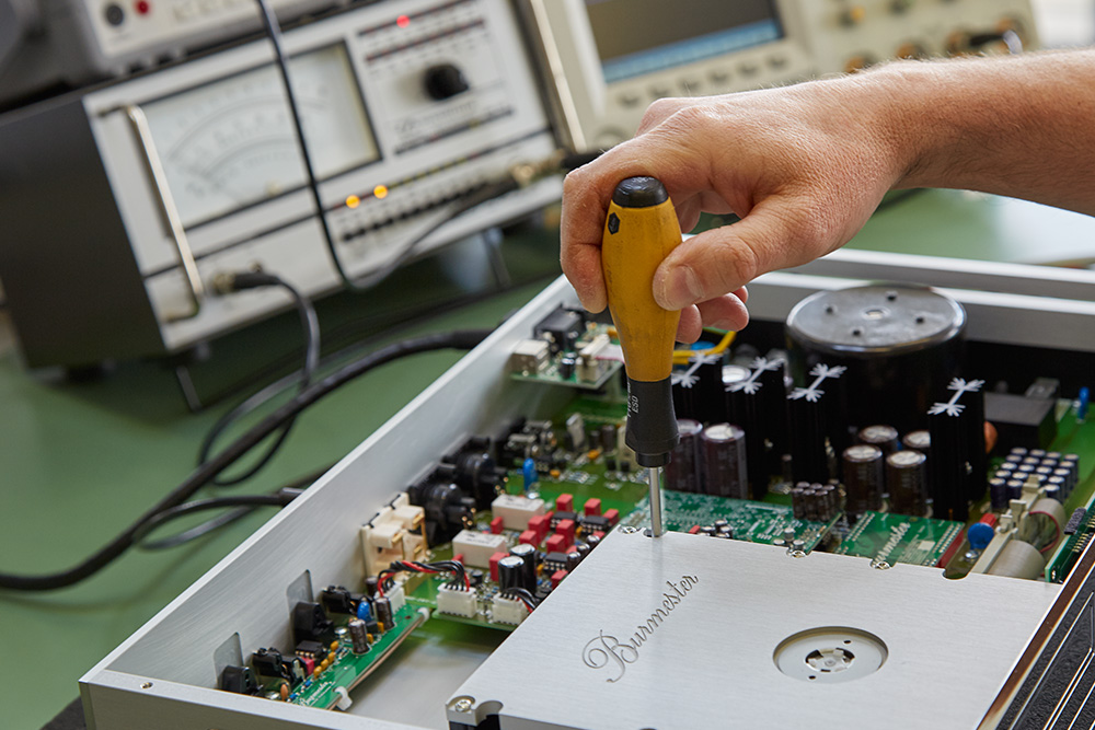 Burmester 102 CD Player price - RMS-store.eu - Hi-Fi Home Cinema Audio ...