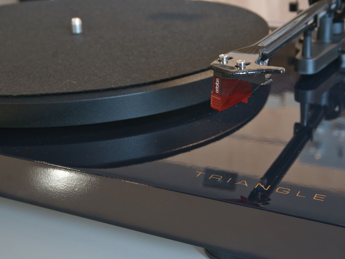 Triangle Lunar 3 gramofon analogowy z przedwzmacniaczem + wkładka ...
